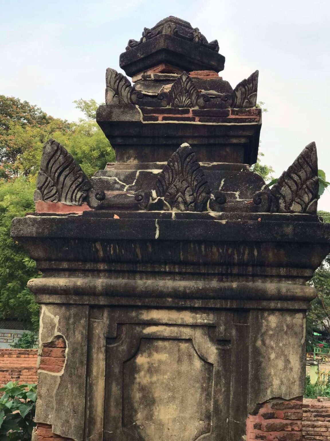 Rediscovering History: The Tomb and Pagoda of Thai King Udumbara in ...